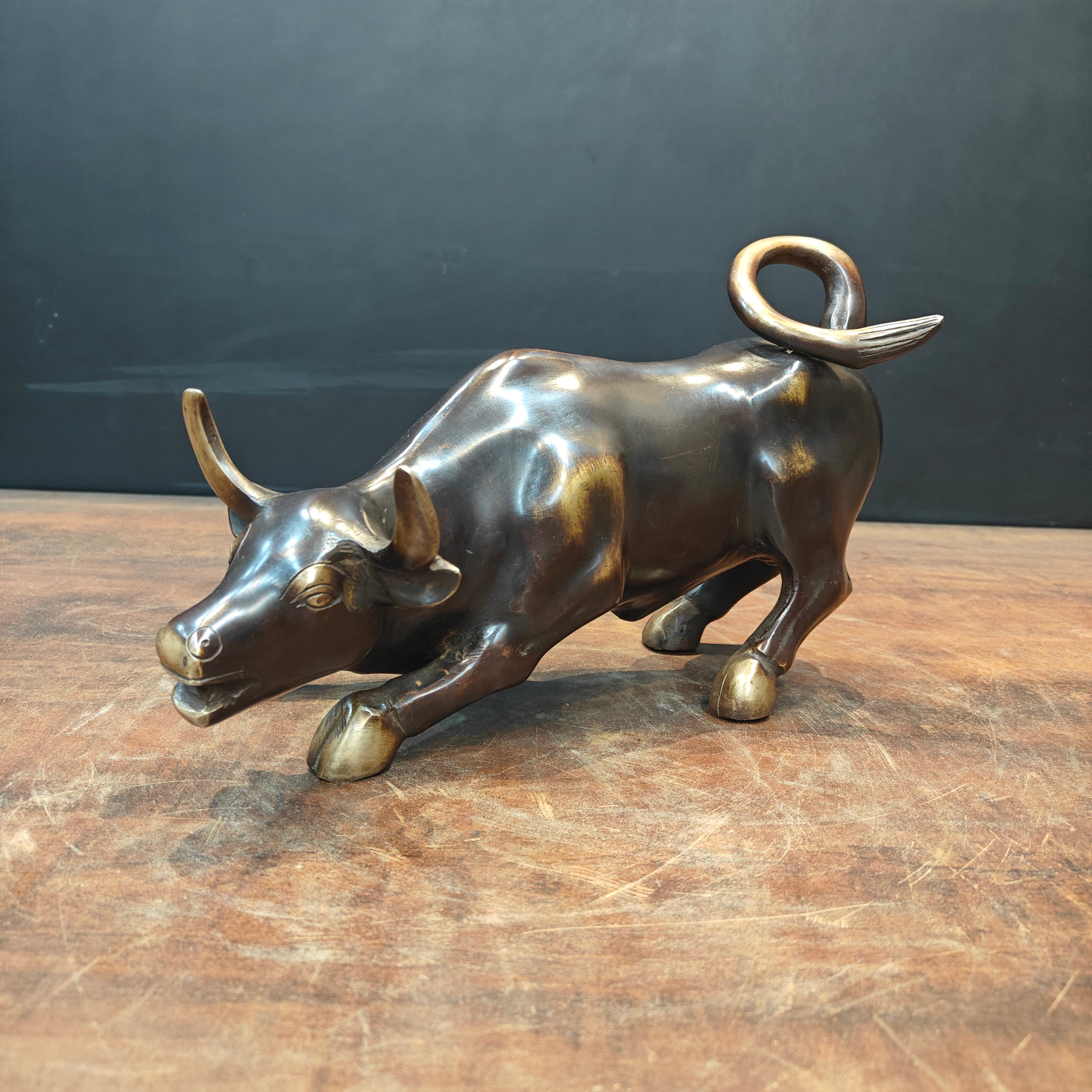 Brass Stock Market Bull Statue For Decor Showpiece 12 Inch – StatueStudio