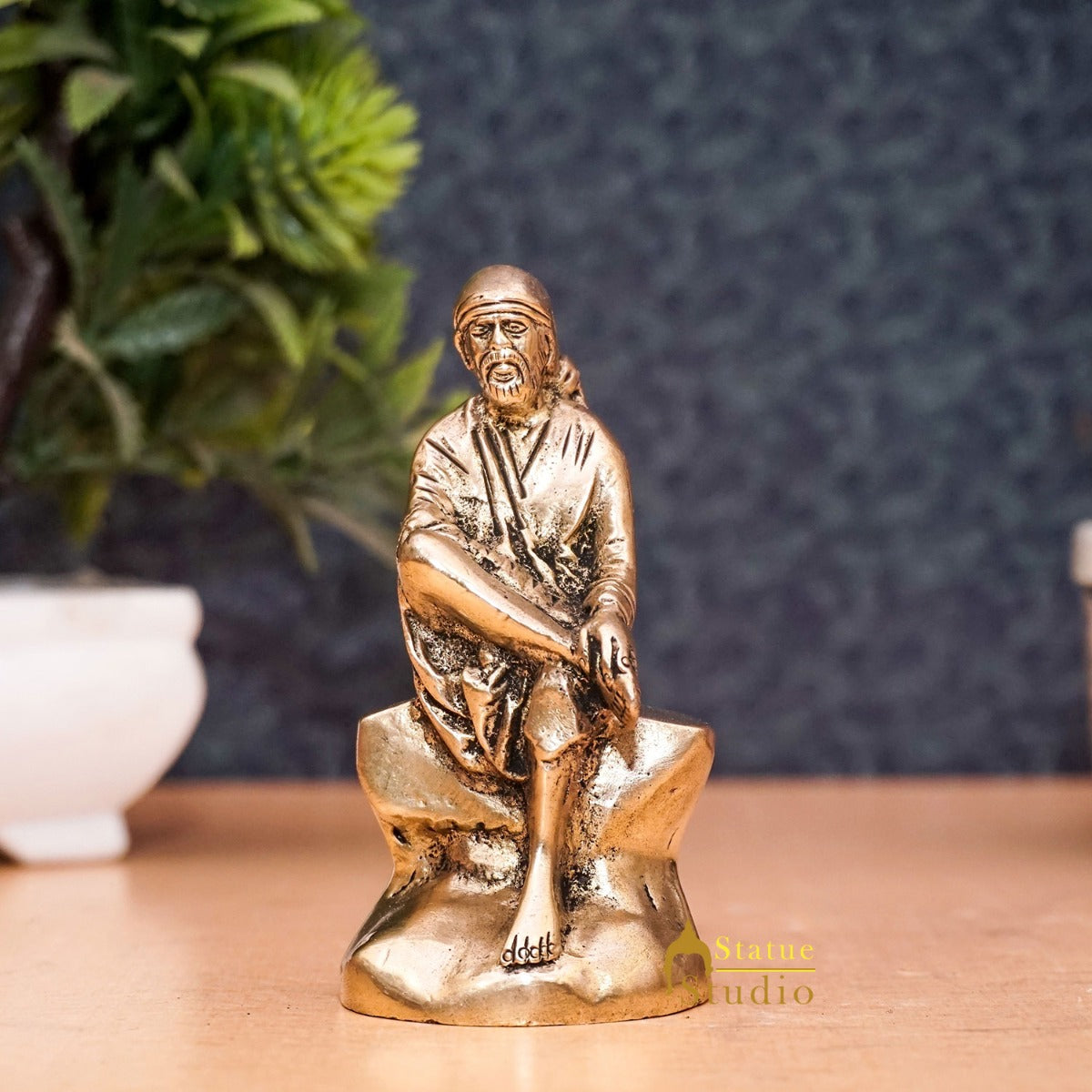 Brass Small Antique Sai Baba Idol For Puja Religious Home Temple Dacor ...